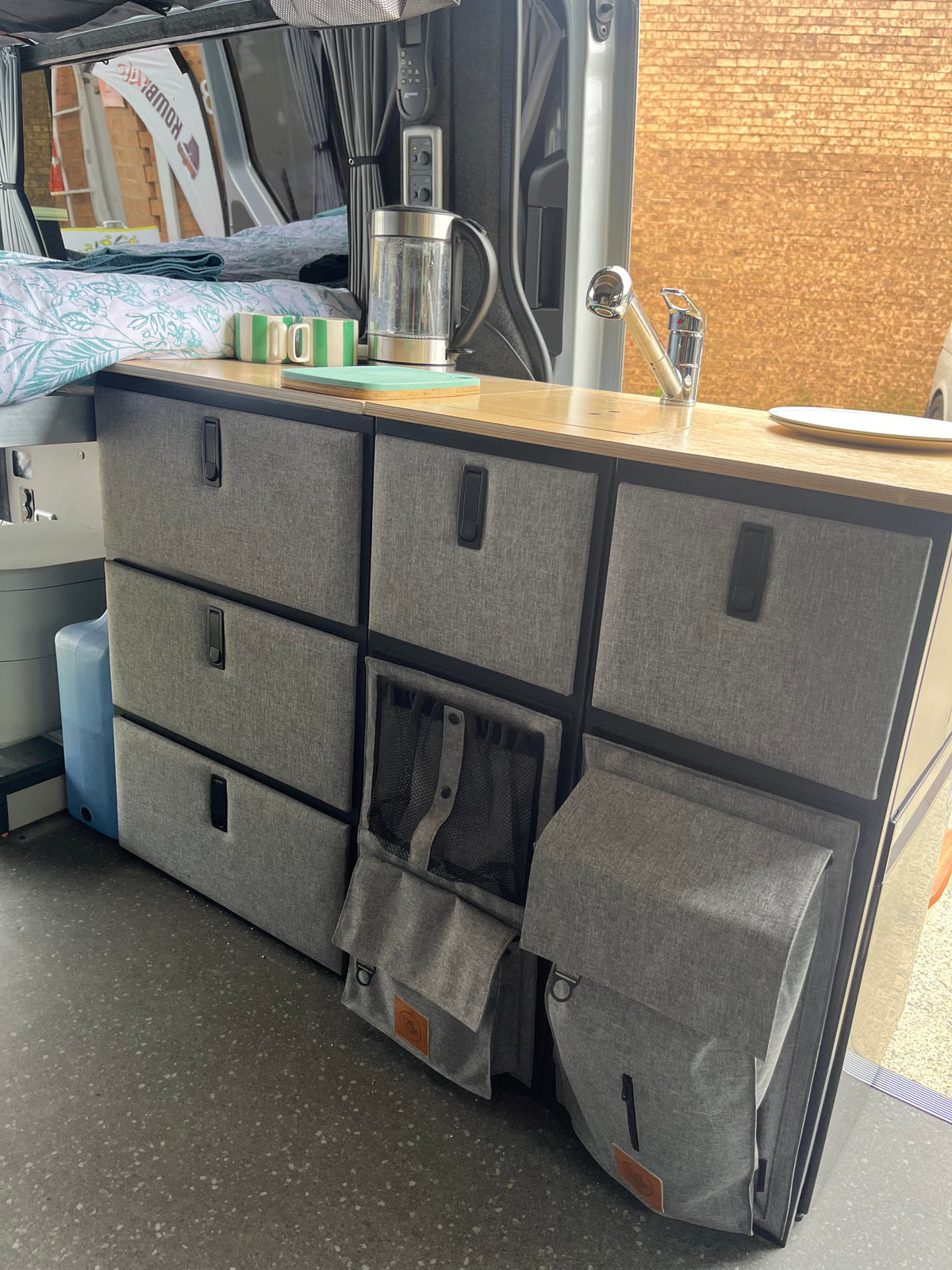 Van der Moon — KombiLife Australia