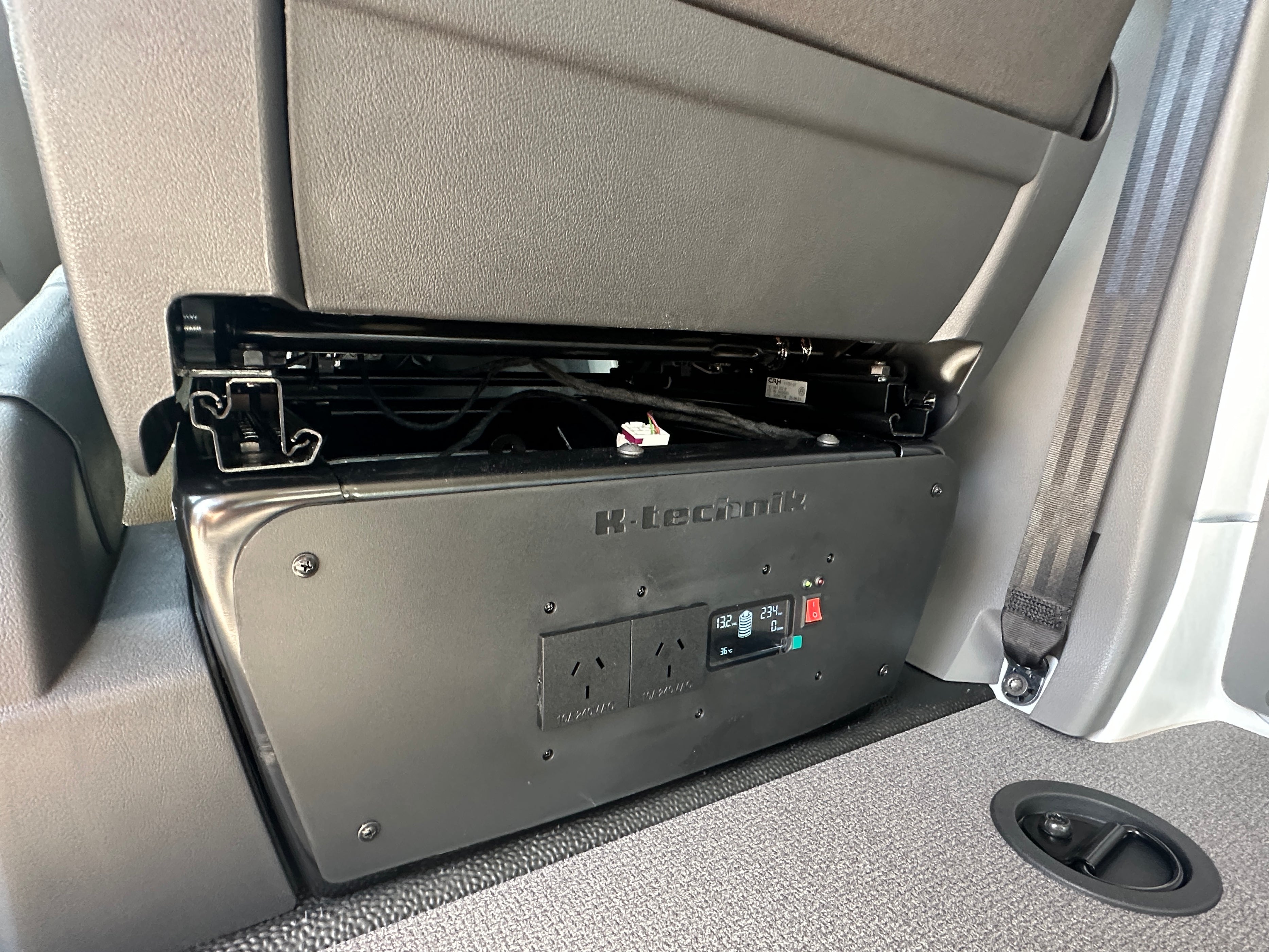 K-technik 2500W Pure Sine Wave Inverter for VW Campervans — KombiLife ...