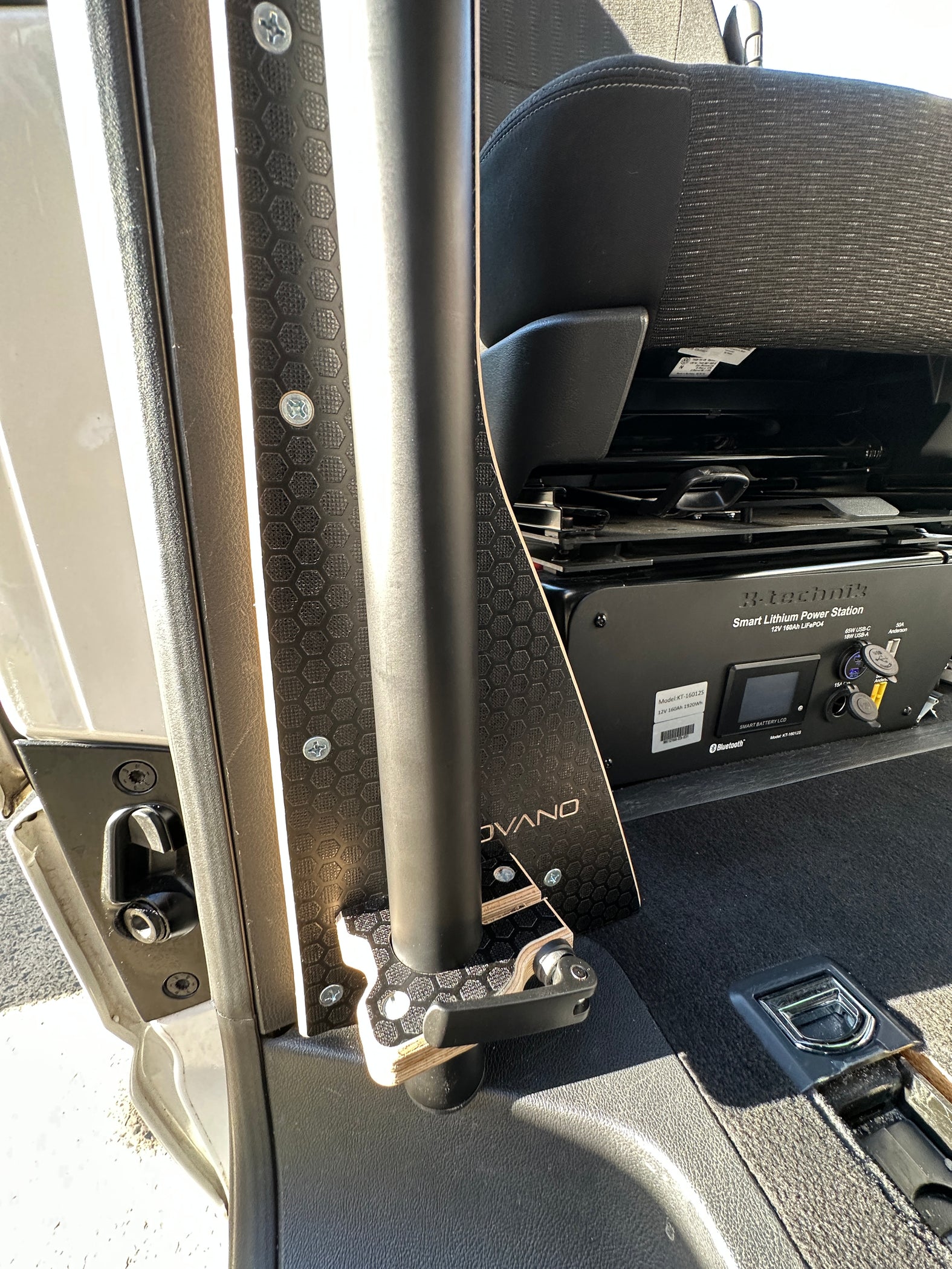 Ovano – Swing-Out Table — KombiLife Australia