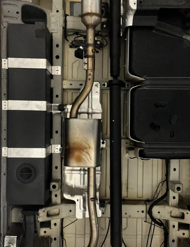 VW Crafter 63L Water Tank MWB-FWD-RWD-4Motion — KombiLife Australia