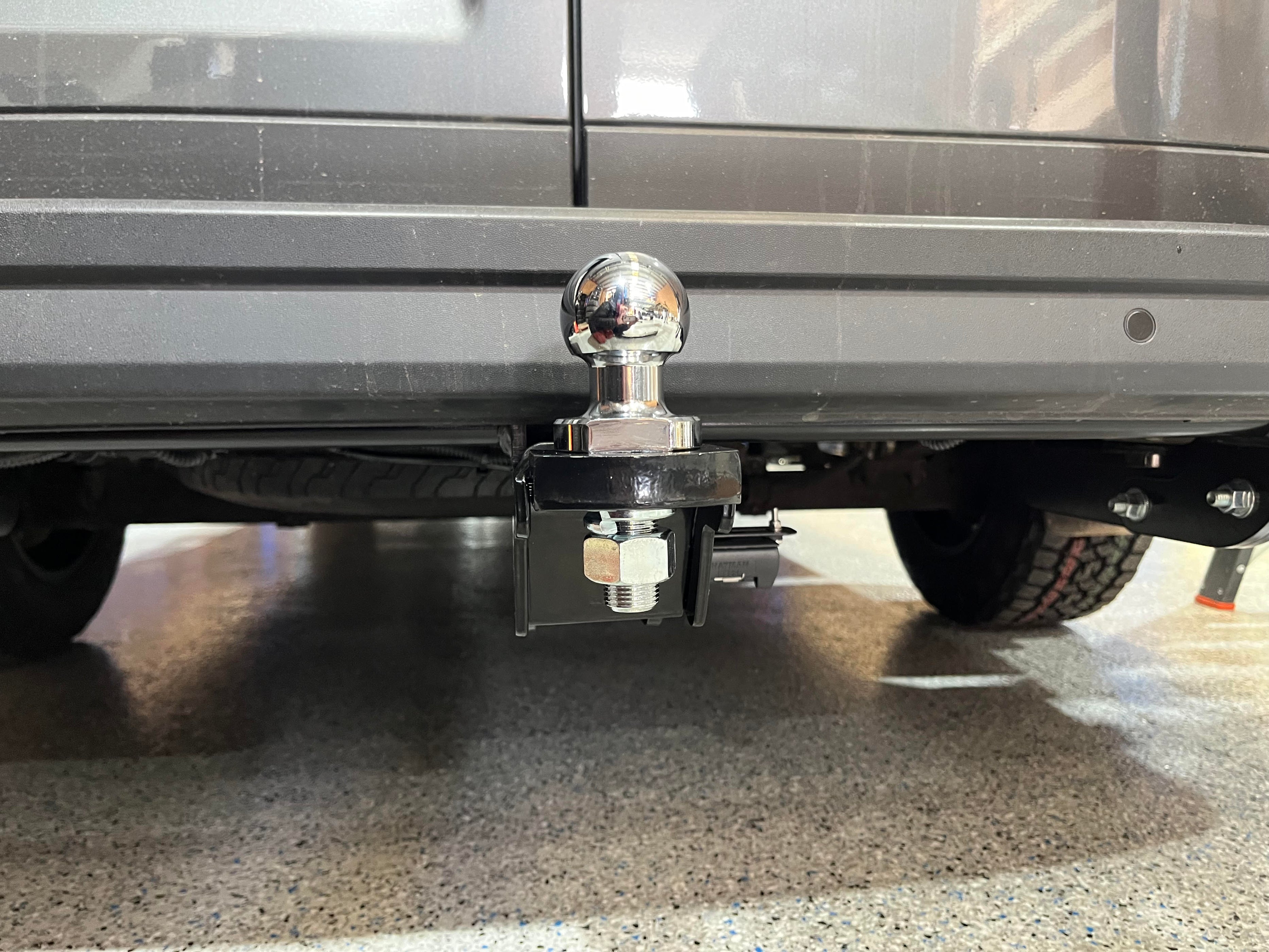 Hayman Reese Tow Bar - Volkswagen - Crafter MY18 onwards — KombiLife ...