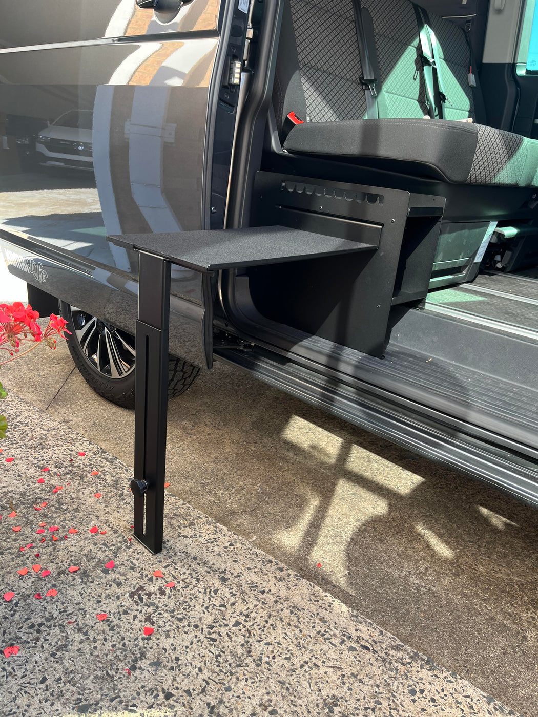 VW Multivan & California Shoe Box with Small table and Leg T5-T6-T6.1 ...