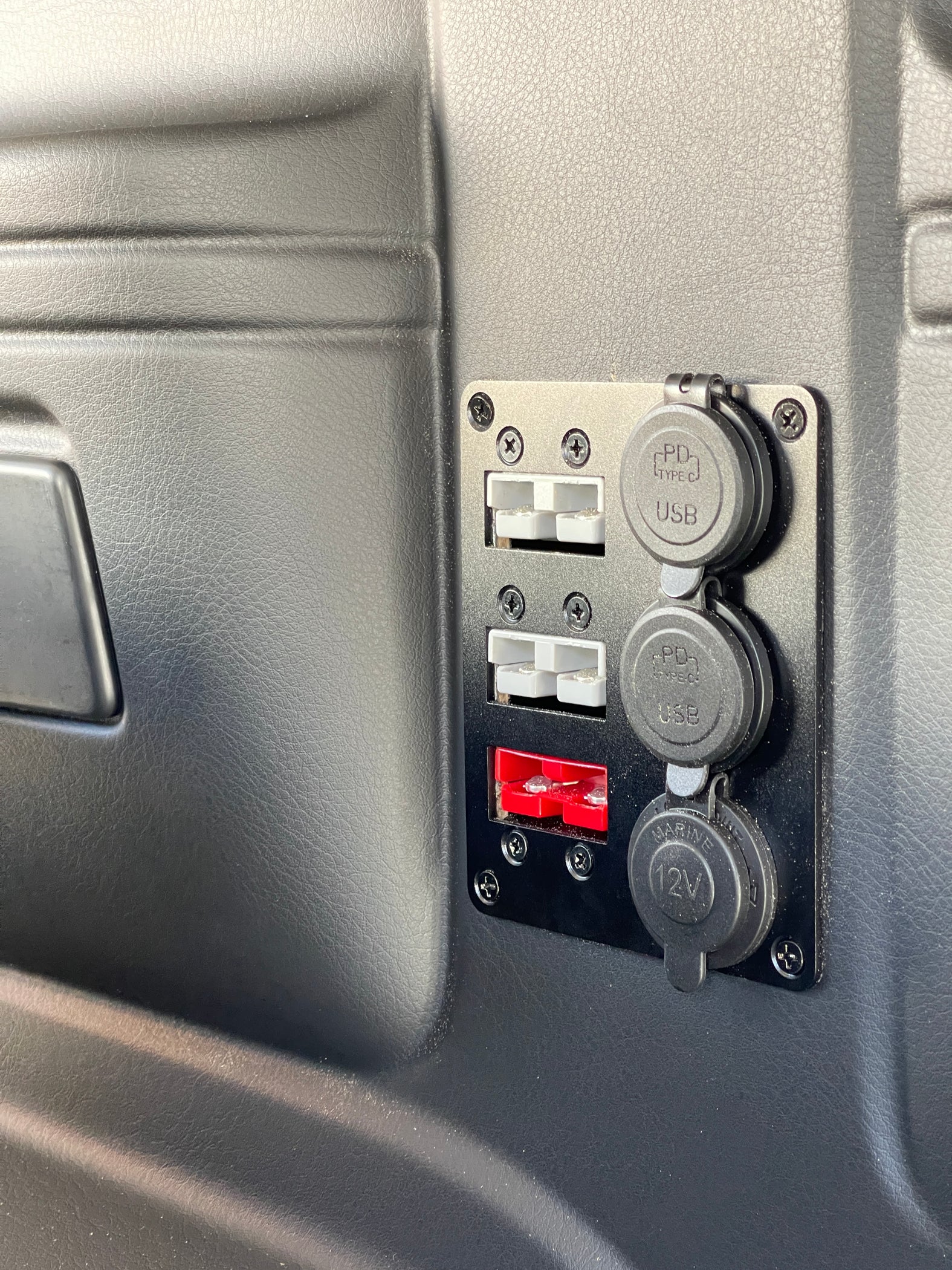 Lithium Battery Remote Connectivity Panel — KombiLife Australia