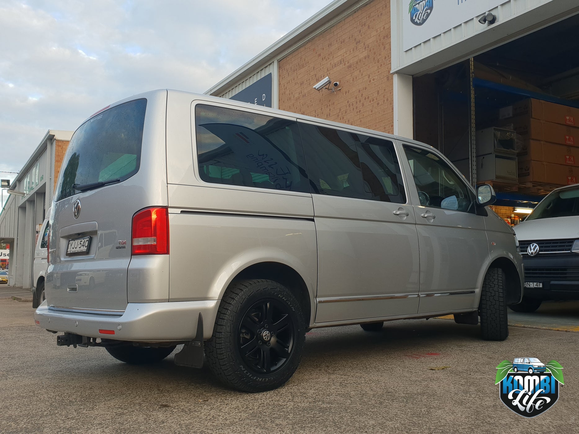 KombiLife Raised Suspension Lift Kit for VW T5/T6 4-motion Transporter ...