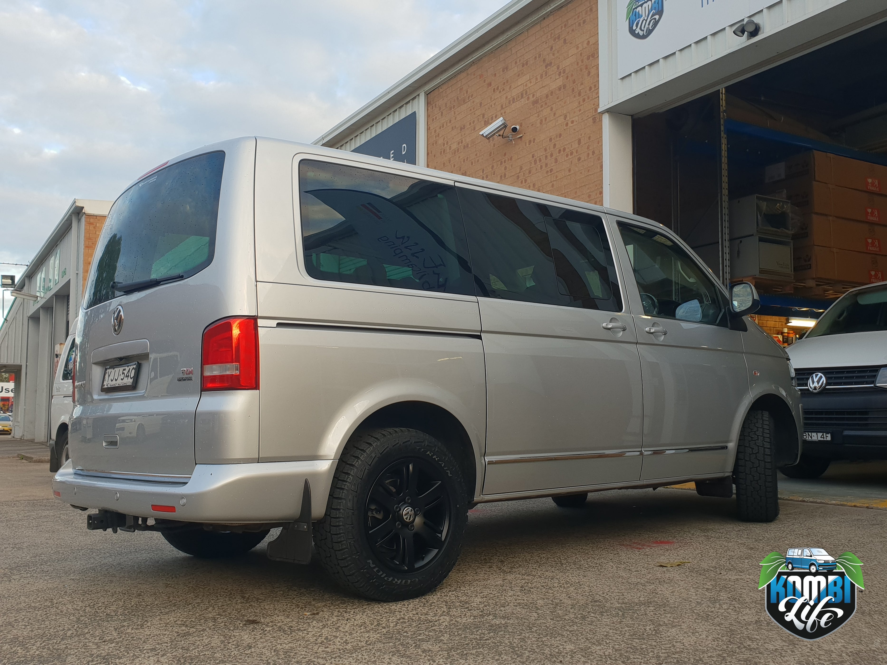 KombiLife Raised Suspension Lift Kit for VW T5/T6 4-motion Transporter ...