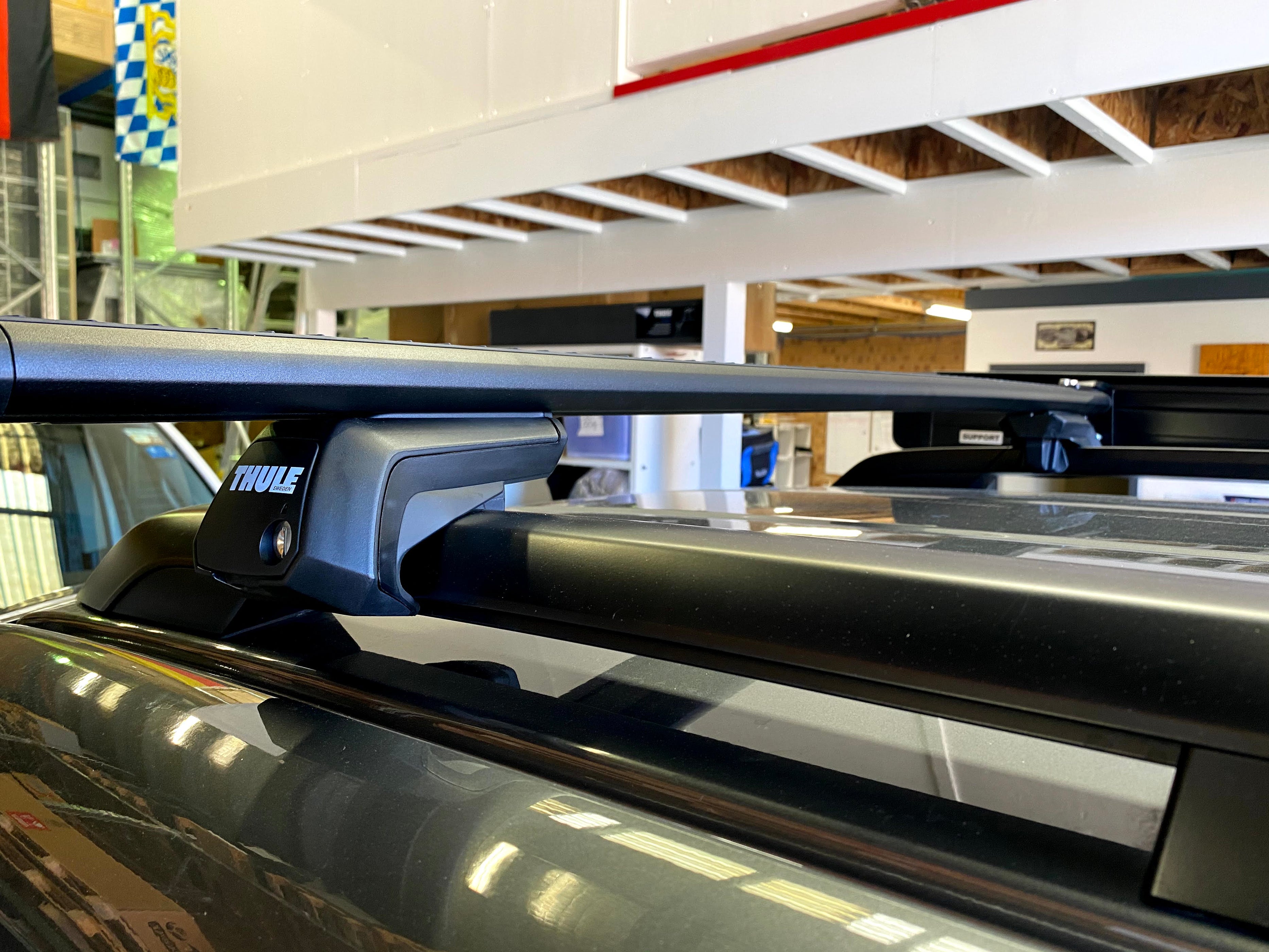 Thule Wing Bar Evo 127cm Rails - PAIR — KombiLife Australia